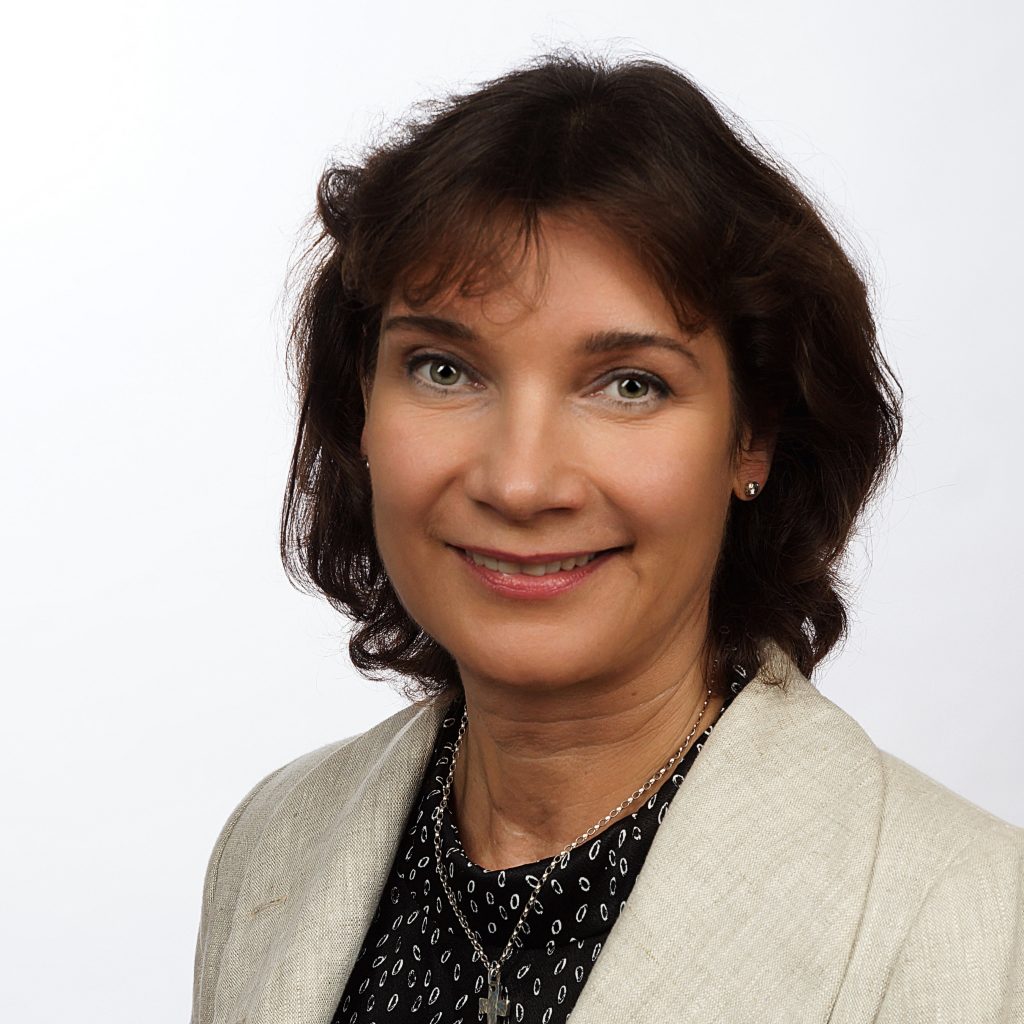 Ein bunter Regenbogen am Himmel - Evangelischer Kirchenkreis Paderborn